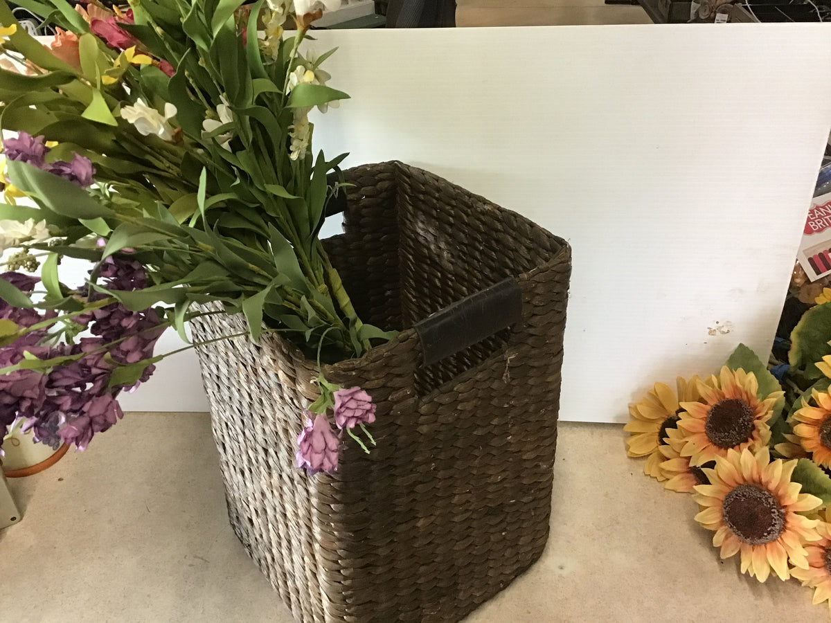9"x9"x14" Woven Reed Container w/Handles – Prairie Blossom Nursery